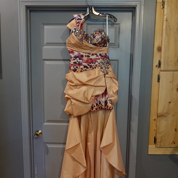 Riva Designs | Dresses | Riva Designs Size 6 Formal Dress | Poshmark